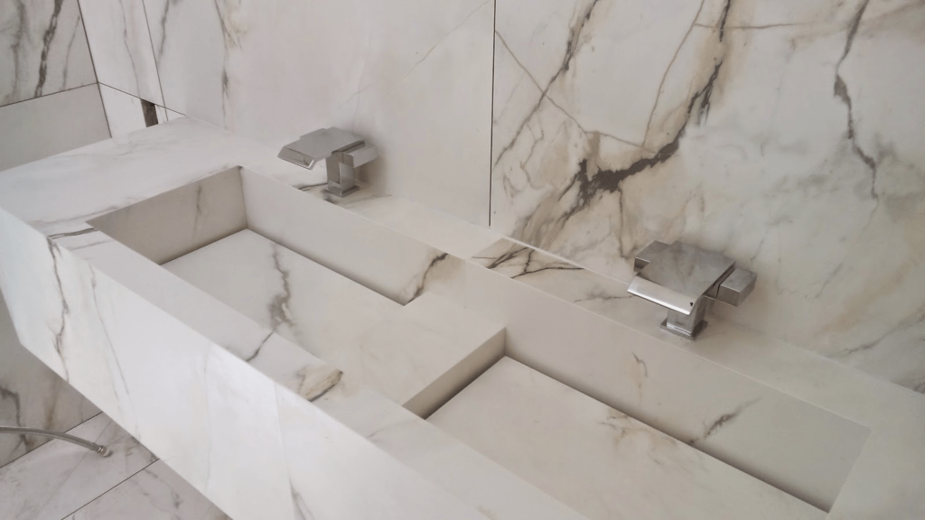 60 Bancadas com cubas e pias esculpidas – Fotos