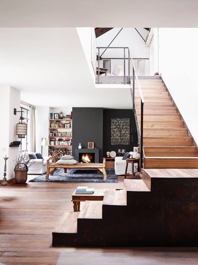 Sala com Escada: 60+ Ideias e Referências Incríveis! - TC