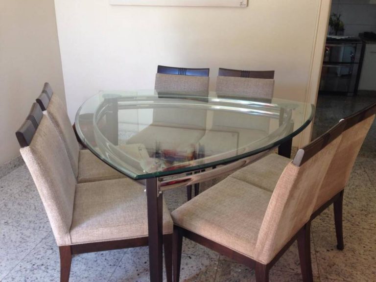 40+ Fotos de Mesas triangulares - TC