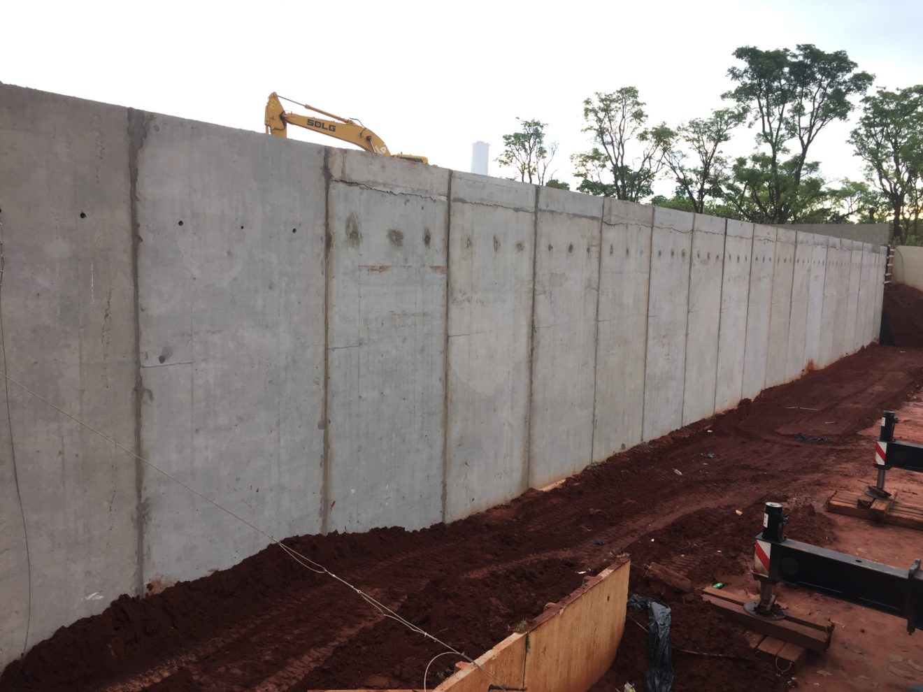 O que é Muro de Arrimo? Cálculo, Preço, Como Fazer? Guia!