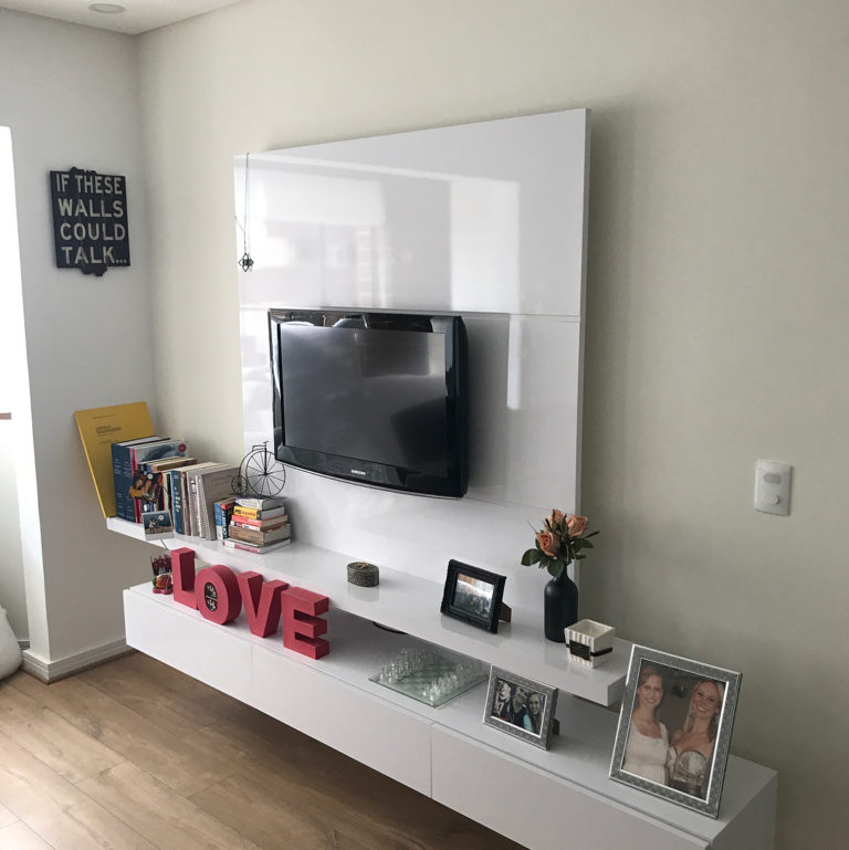 Rack Suspenso com Painel: inspirações para te ajudar a escolher o seu