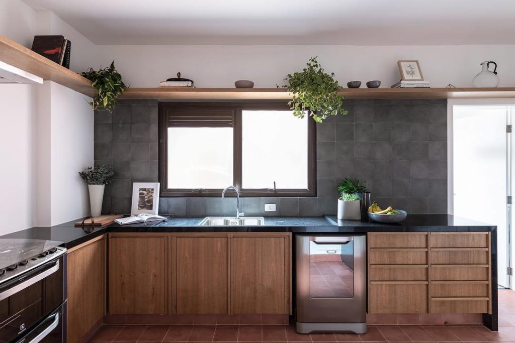 Cozinha Planejada em L: 75 Projetos Incríveis Para Te Inspirar