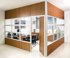 Divisória para Escritório: Tipos, Modelos, Preços e 65 Inspirações
