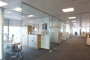 Divisória para Escritório: Tipos, Modelos, Preços e 65 Inspirações